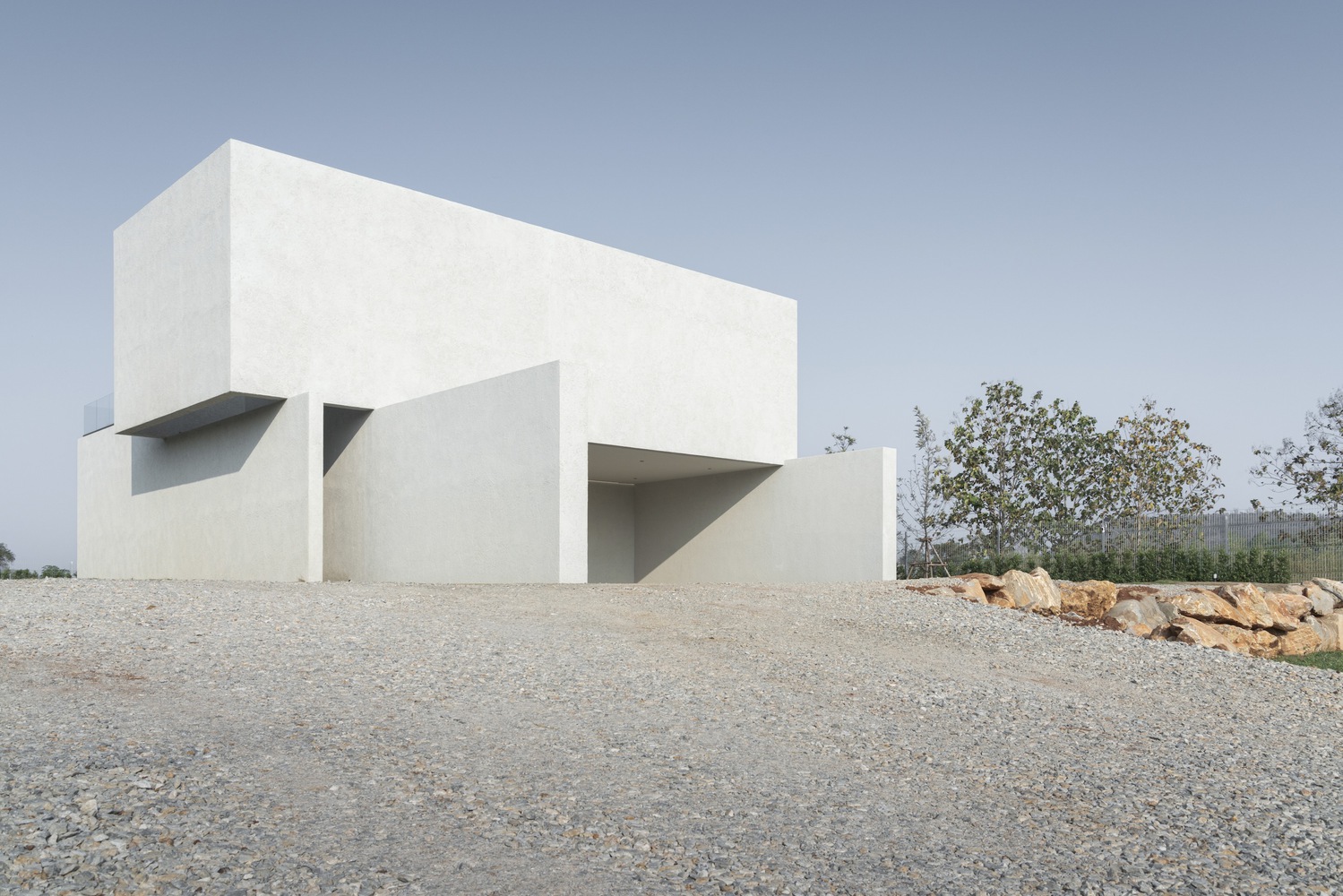 Casa Gana วิลล่าแห่งความนิ่งสงบ ภายใต้แนวคิดกลมกลืนเป็นหนึ่งกับภูมิทัศน์ - Dsign Something