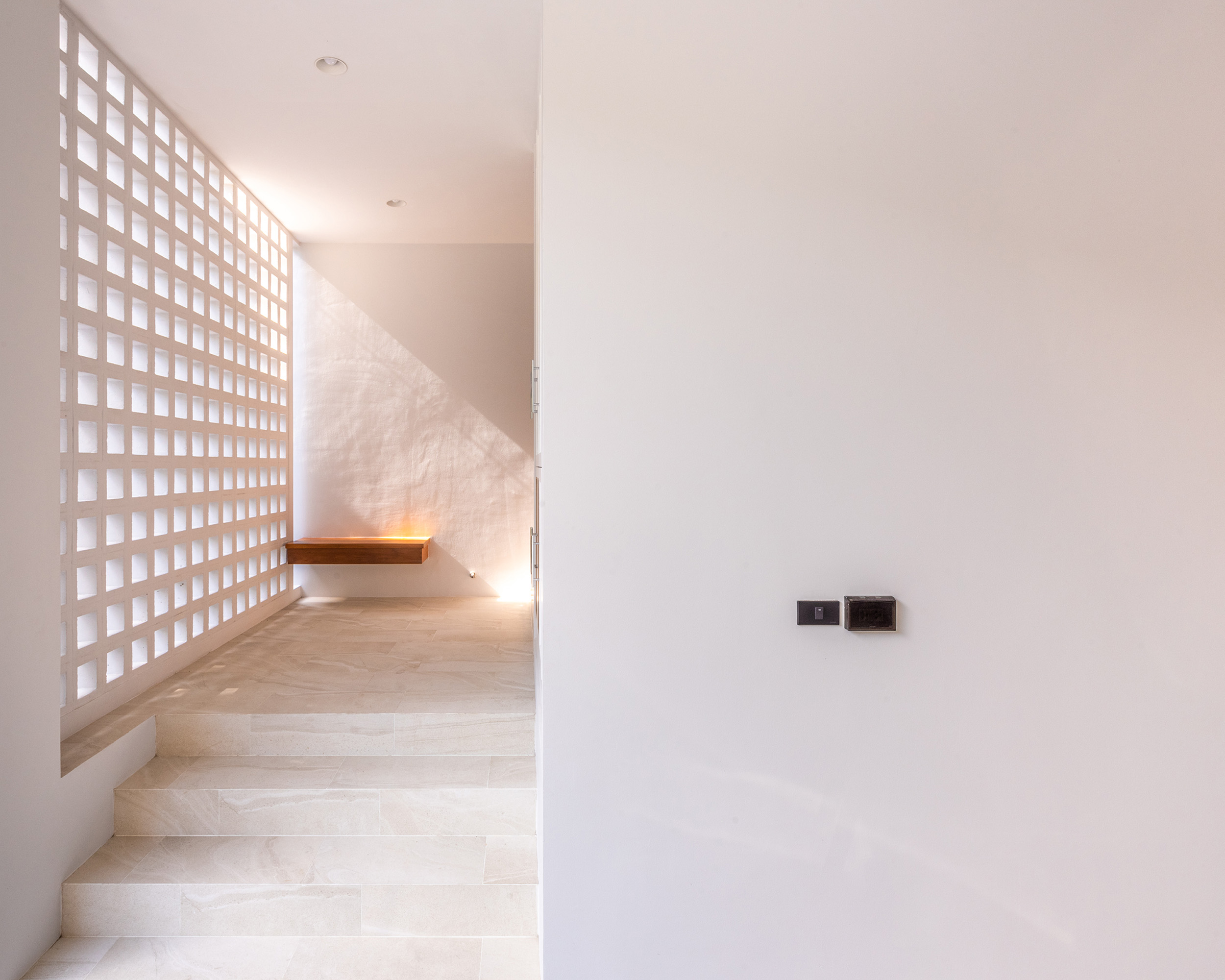 NT House บ้านของสองคุณหมอที่รักความรักสงบและเน้นความเป็นส่วนตัว ...