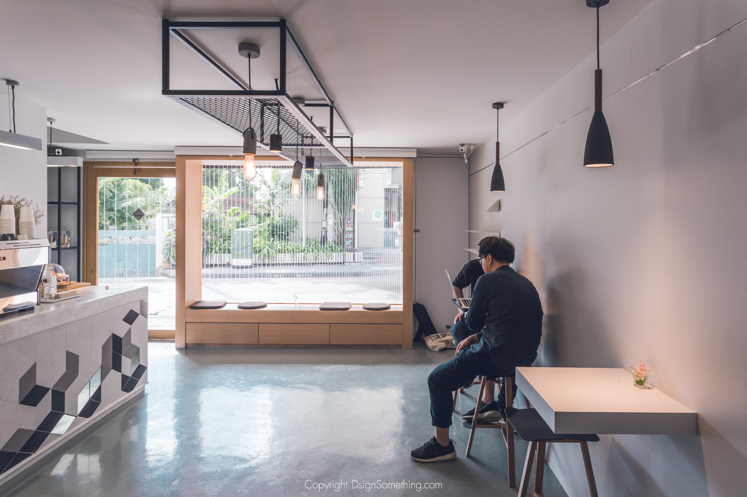 Invisible Coffee Room ร้านกาแฟล่องหน ที่เสิร์ฟสิ่งที่ตาไม่สามารถสัมผัส ...