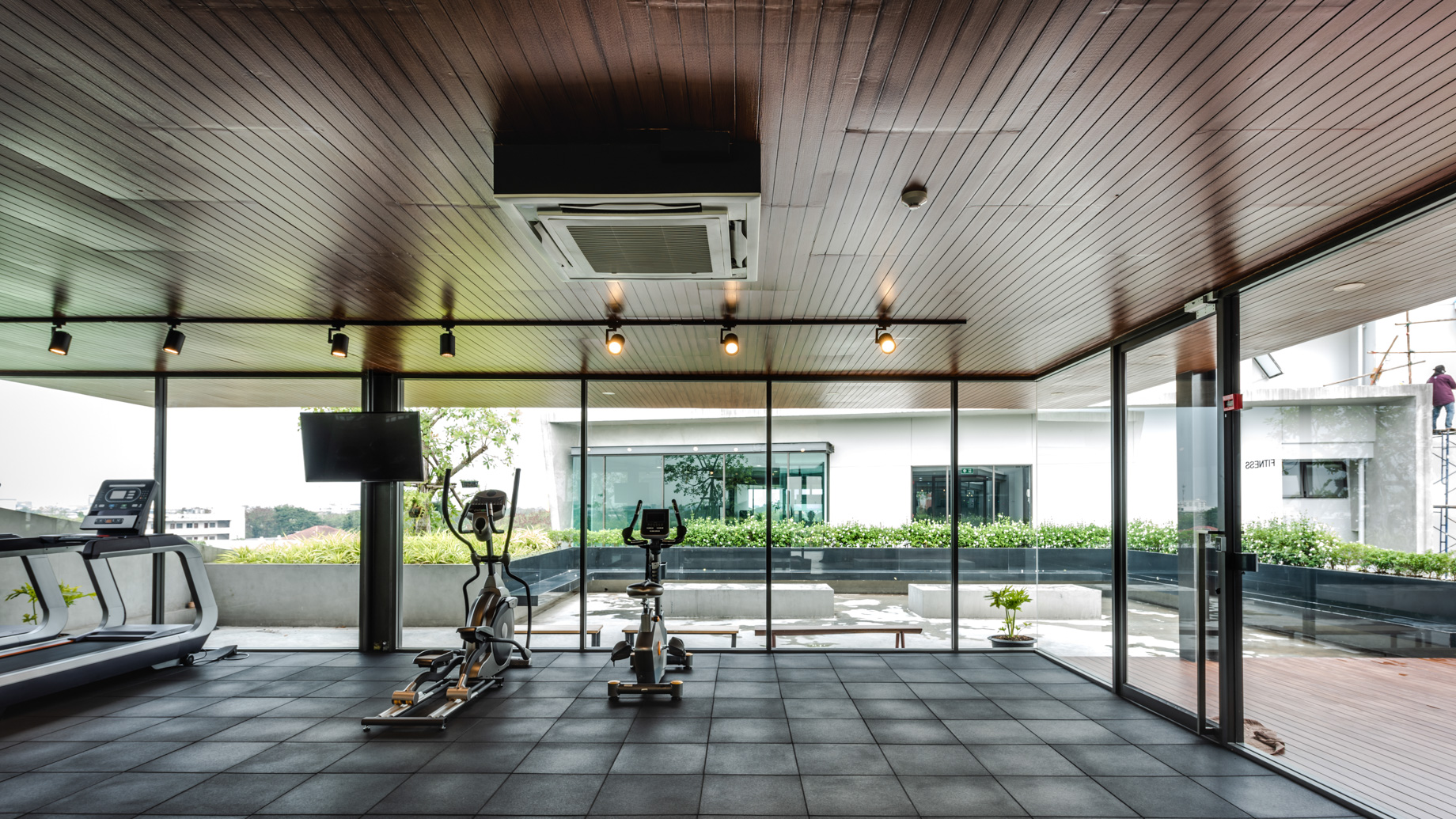 EXION OFFICE BUILDING สถาปัตยกรรมเคลื่อนที่ ด้วยไดนามิกจากเส้นสายโฉบ ...