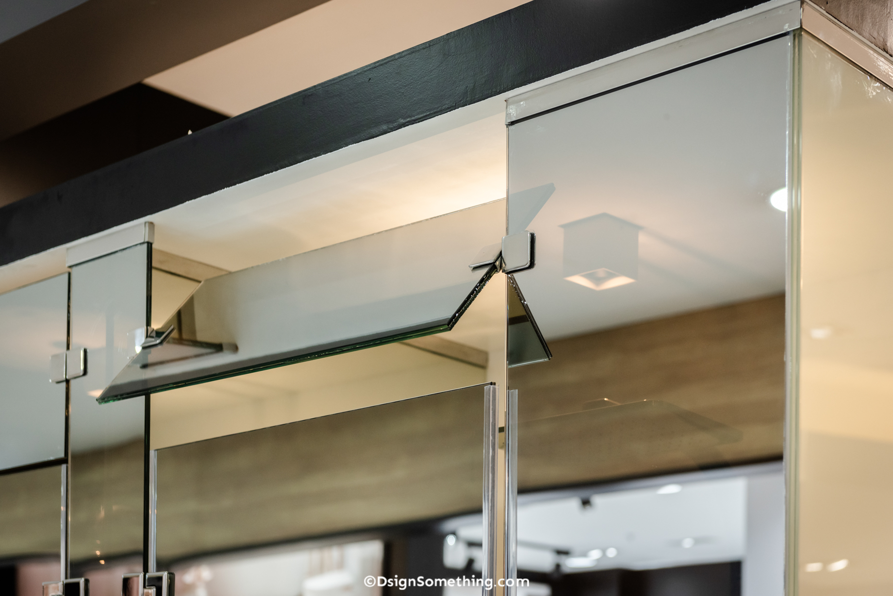 One Way Mirror Bathroom, One Step Closer To Nature ดื่มด่ำช่วงเวลาพิเศษ ...
