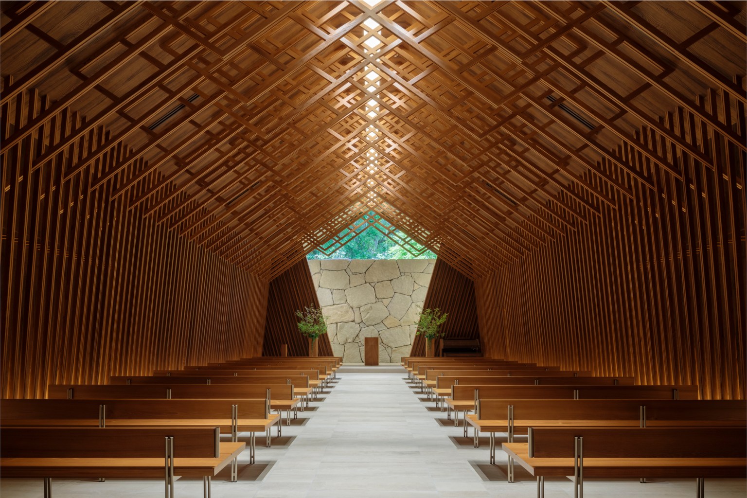 Modern Wooden Church in Japan สถาปัตยกรรมศรัทธาตะวันตก จากภูมิปัญญาแบบ ...