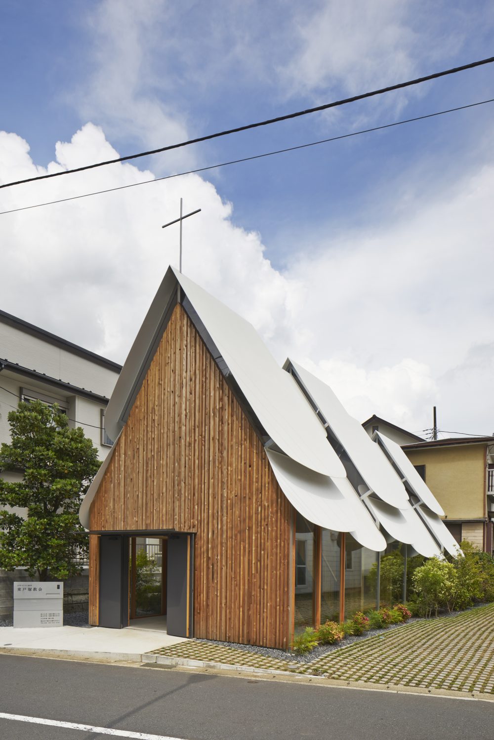 Modern Wooden Church in Japan สถาปัตยกรรมศรัทธาตะวันตก จากภูมิปัญญาแบบ ...