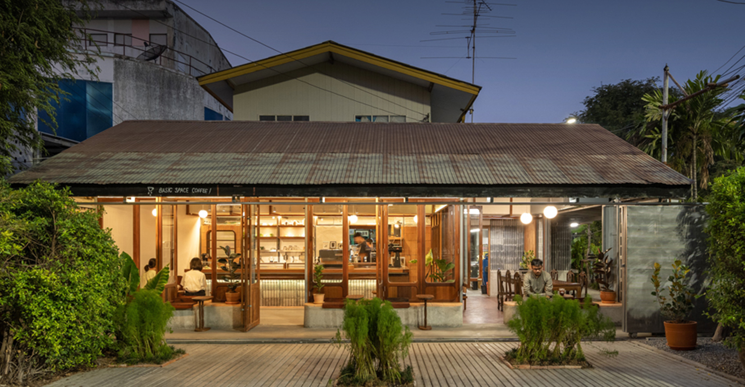 Basic Space Coffee จิบกาแฟในสเปซสุดเรียบง่ายที่ทักทายผู้คนผ่านองค์ ...