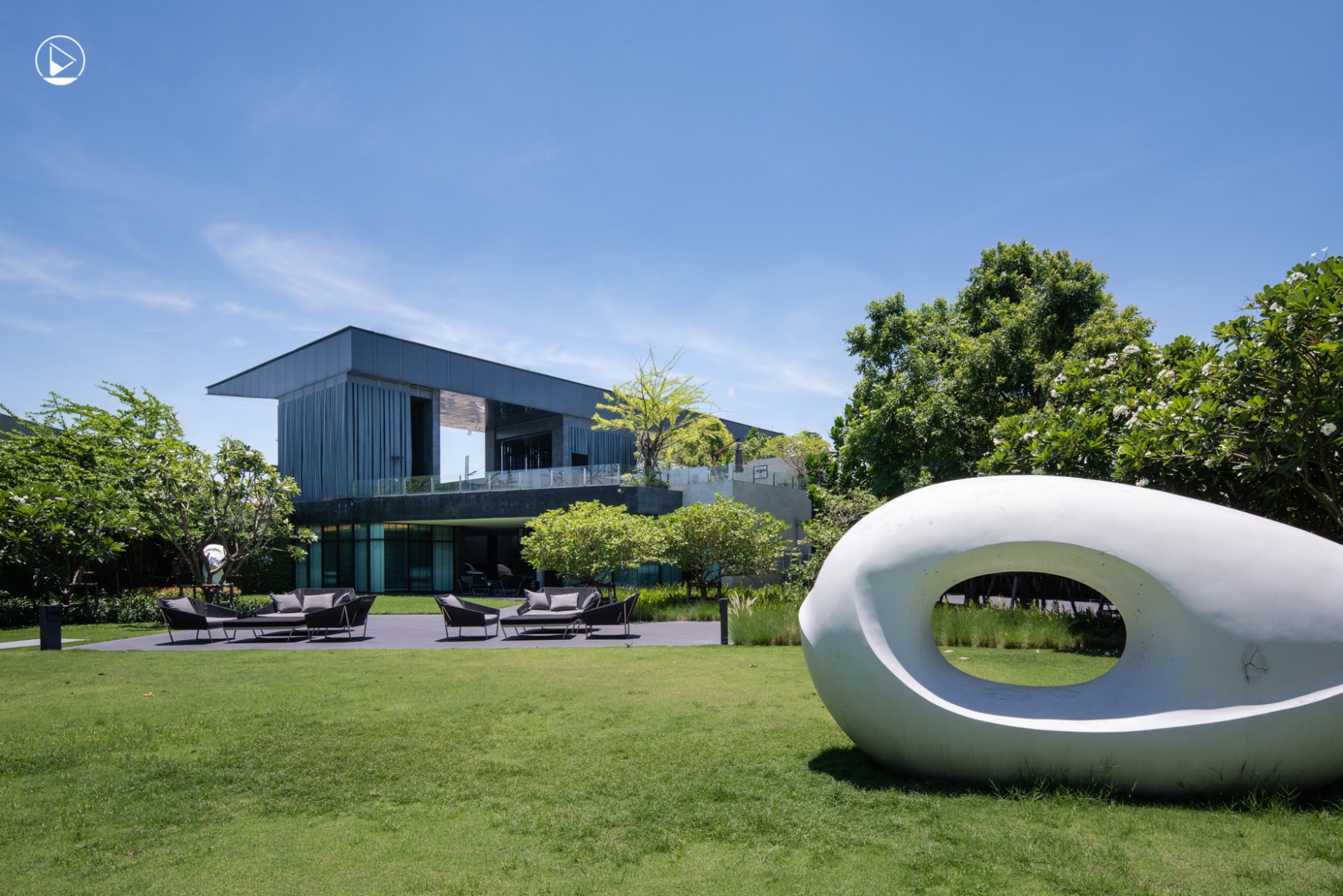 Nirvana BEYOND พระราม 2 กับ 10 เหตุผลที่จะทำให้คุณหลงรักมากกว่าที่เคย - Dsign Something