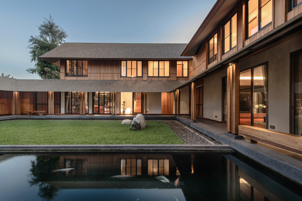 “3-Gen House” บ้านสไตล์ Modern Tropical ที่โอบรับชีวิตแสนสงบของคนทั้ง 3 ...