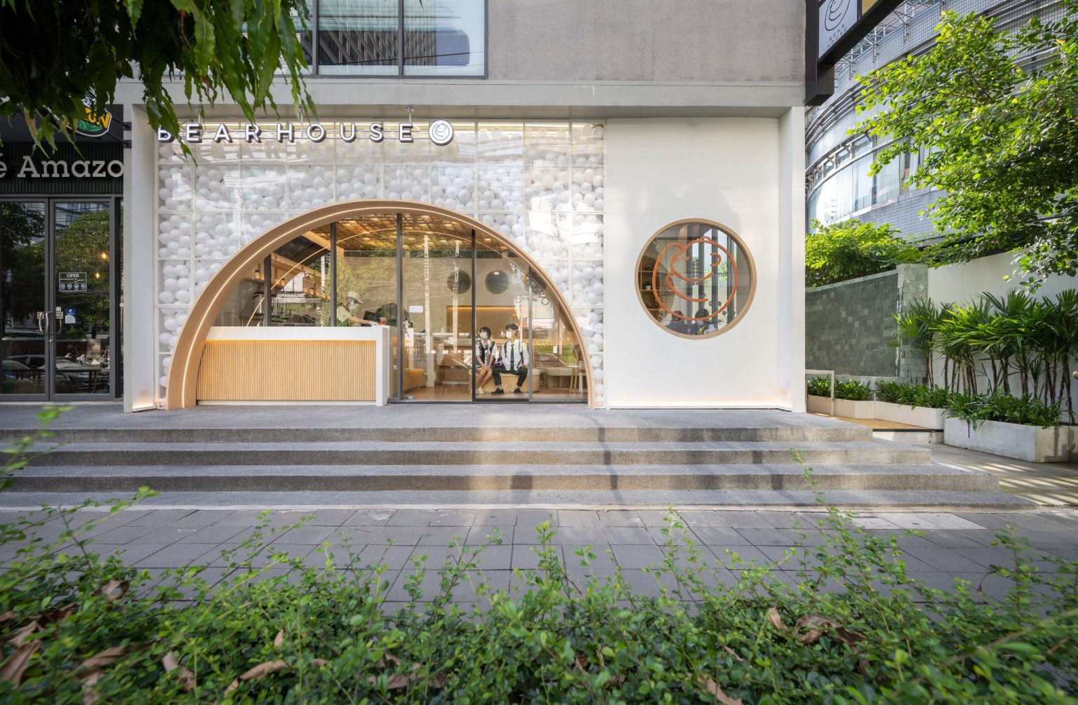 ร้านชานม BearHouse 3 สาขาที่ว่าด้วยเรื่องถ้ำหมี ไข่มุกสีขาว และใบชาไทย - New Jetpack Site