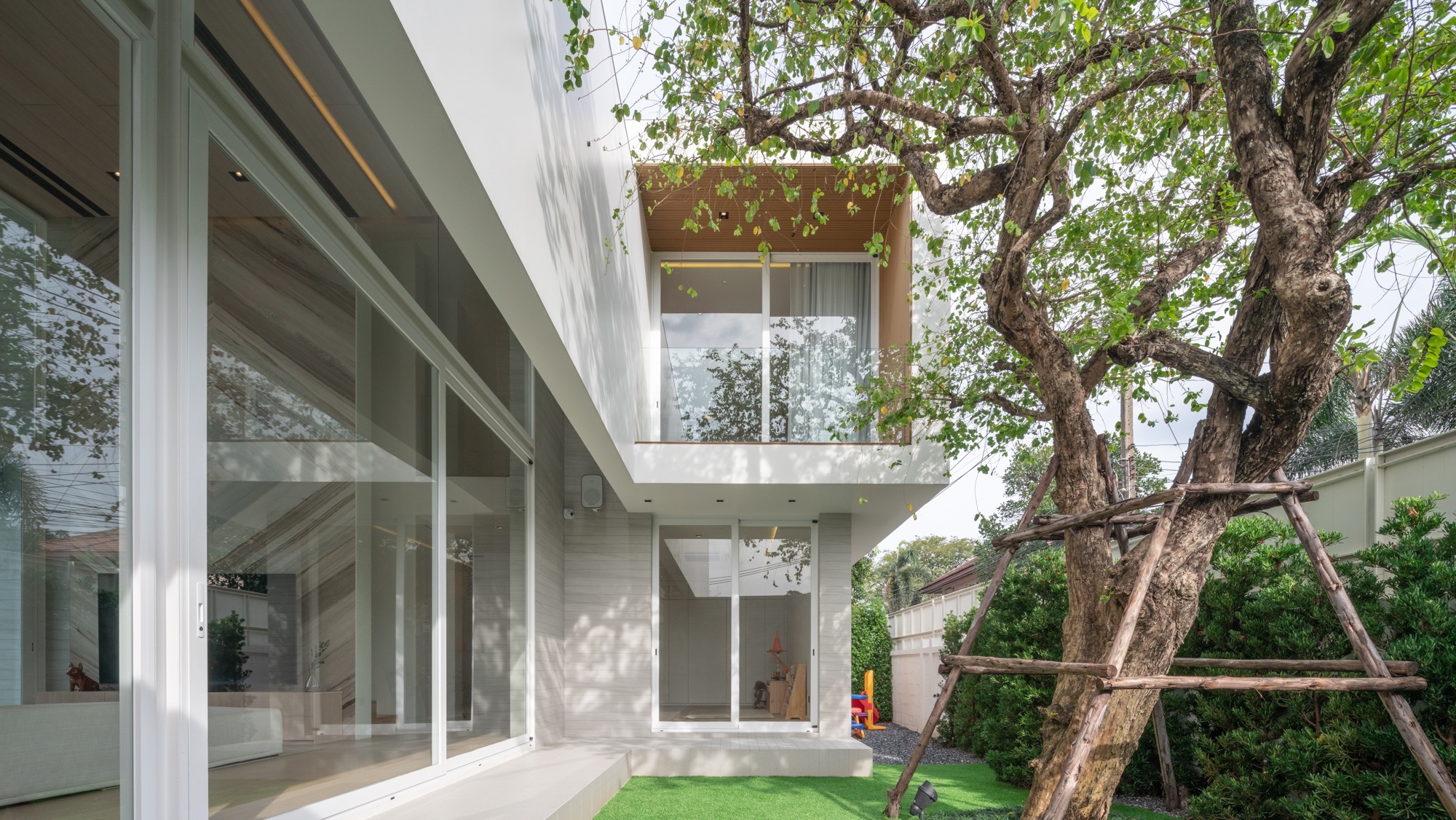 TJ House บ้านที่ใช้พื้นที่ส่วนกลางเชื่อมโยงความสุขของผู้อยู่อาศัย ...