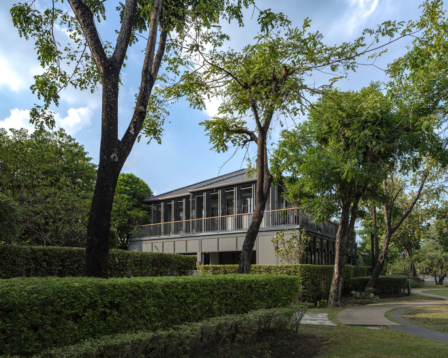 YN House ยกเครื่องเปลือกอาคารใหม่เปลี่ยนรูปลักษณ์-ปรับทั้งฟังชันก์ - Dsign Something