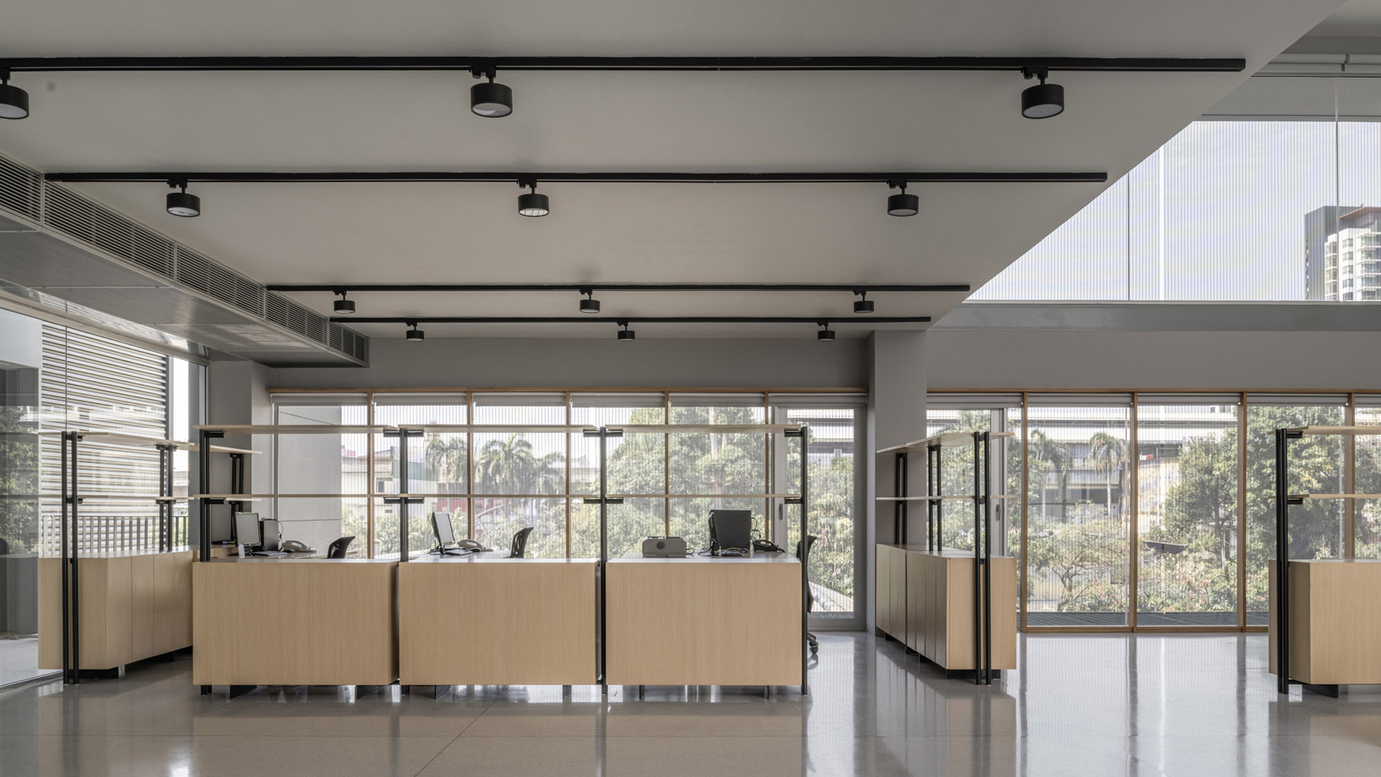 Nextech Connect Co.,Ltd สำนักงานในซอยแคบ แต่ระเบิดสเปซกว้างเพื่อความสุข ...