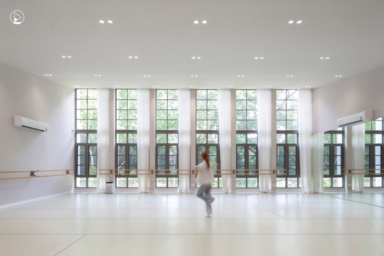 CAPA Dance Studio แสดงตัวตนของนักเต้น ด้วยพื้นที่ Performance Indoor ...