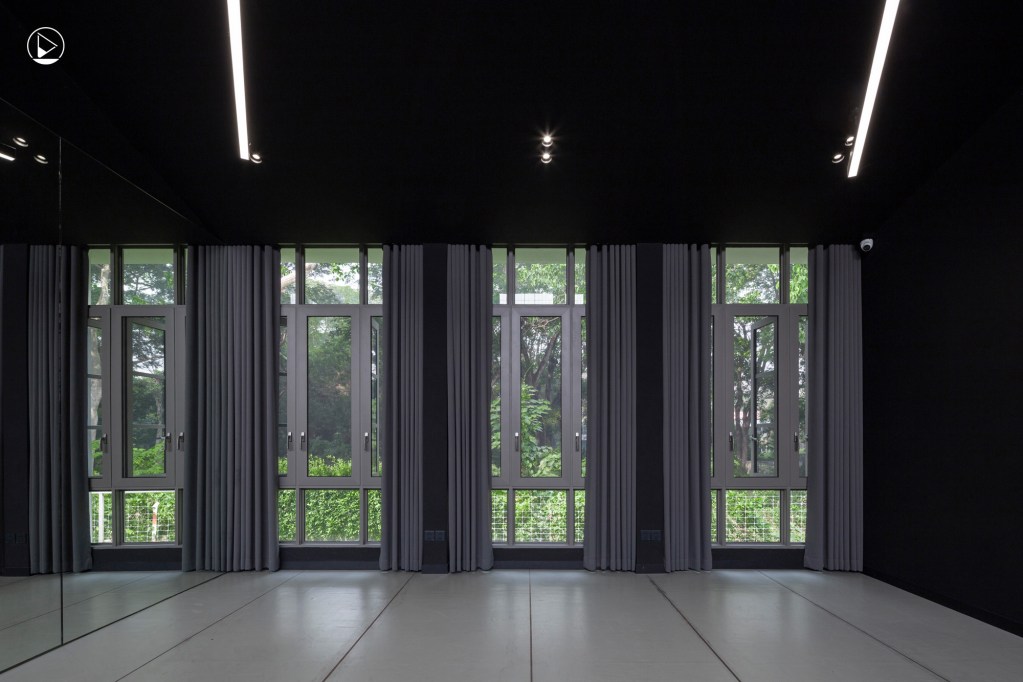 CAPA Dance Studio แสดงตัวตนของนักเต้น ด้วยพื้นที่ Performance Indoor ...