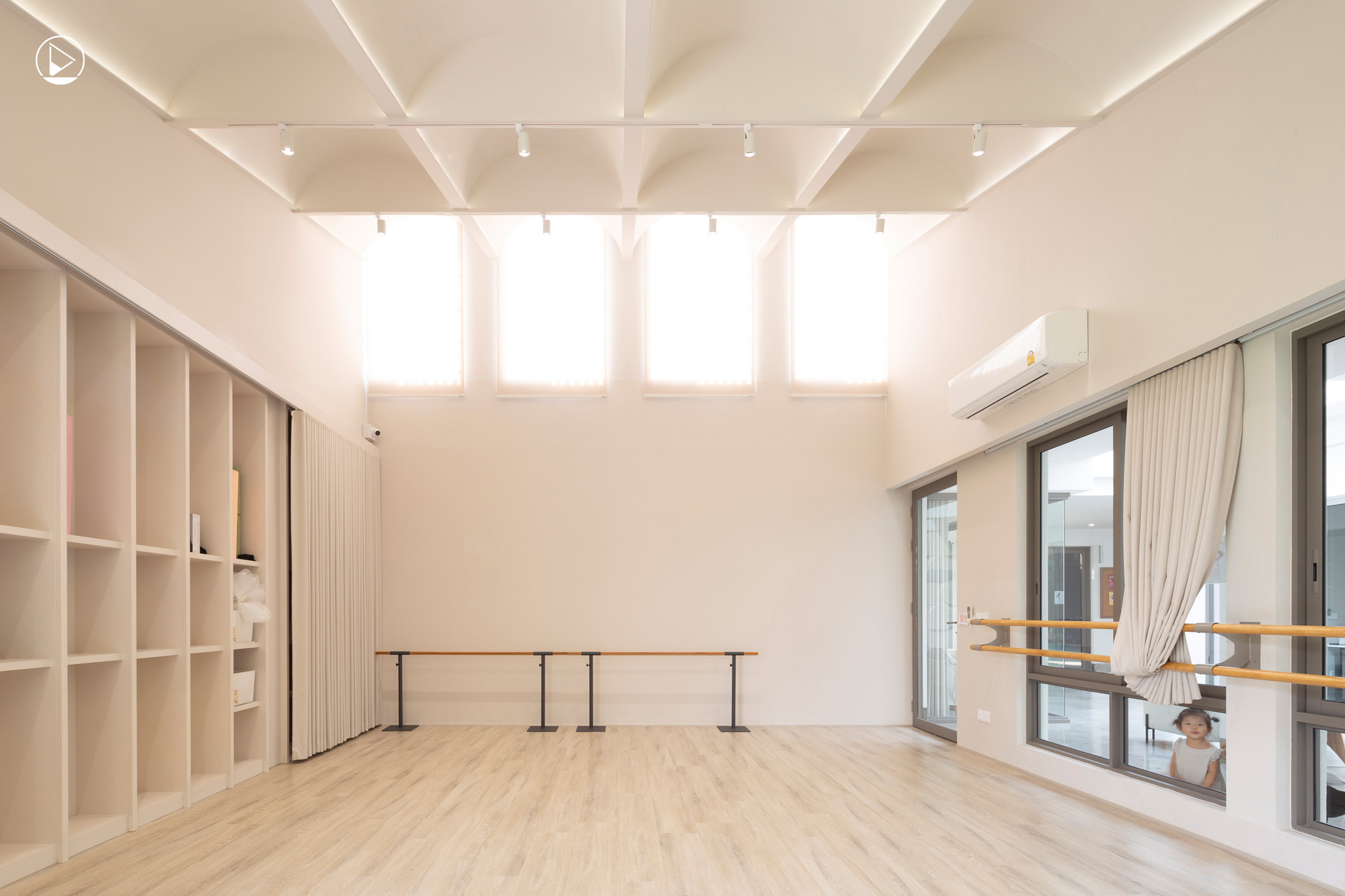 CAPA Dance Studio แสดงตัวตนของนักเต้น ด้วยพื้นที่ Performance Indoor ...