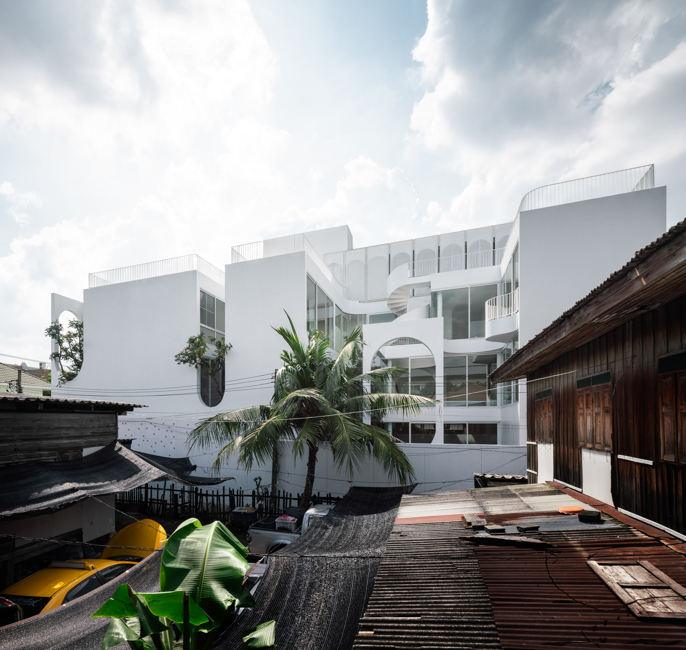 Vitality house บ้านที่พร้อมเติบโตไปกับเจ้าของบ้าน และแบ่งปันแสงสว่างให้ ...