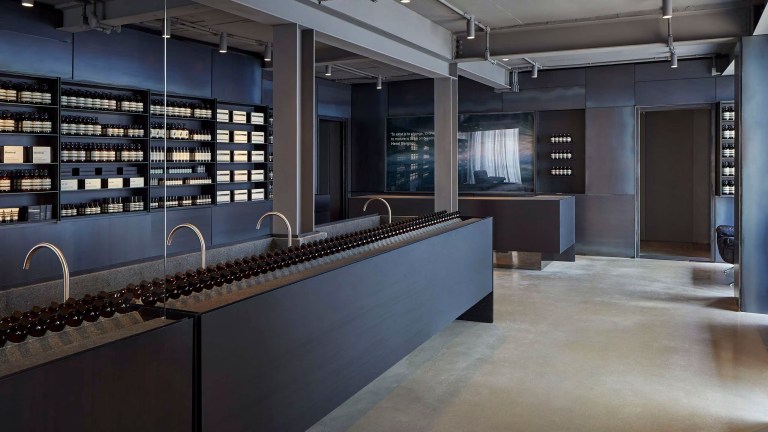 Aesop : Respectful Simplicity ความสำคัญของอัตลักษณ์แบรนด์ กับความเรียบ ...
