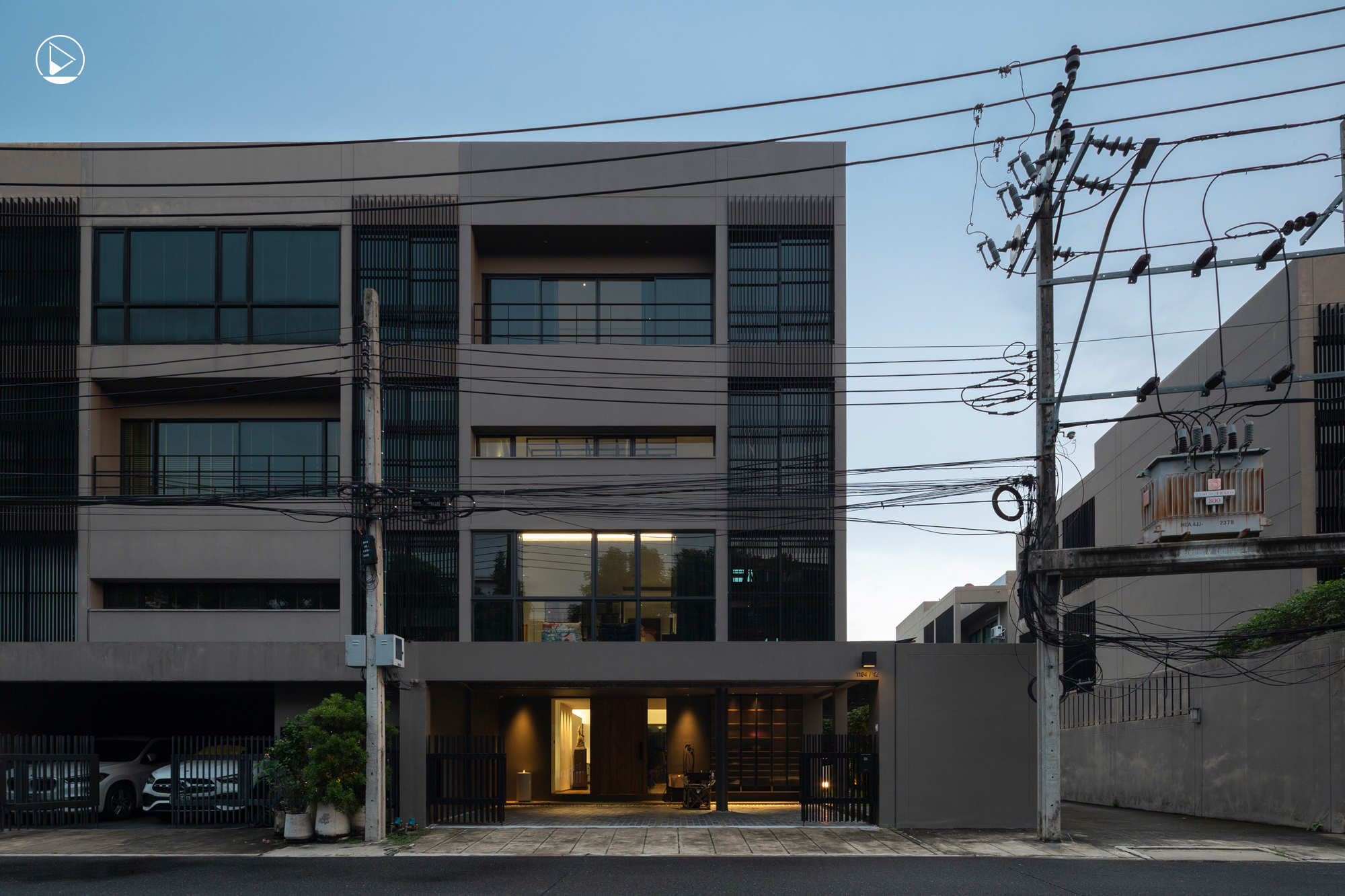 Artist Townhouse by TOFF studio บ้านที่สะท้อนตัวตนของสถาปนิกผ่าน ...