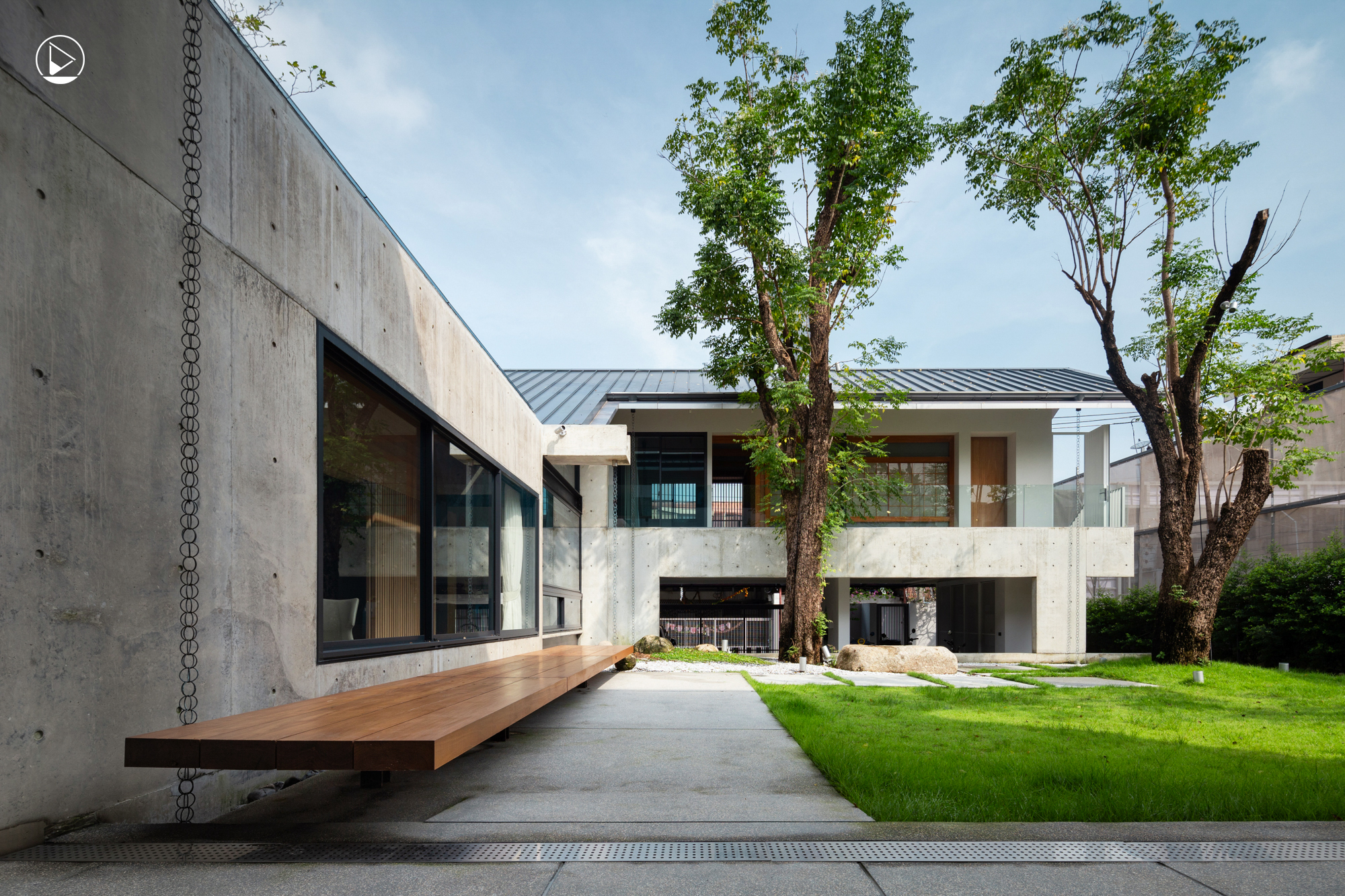 DWELL - Design Makes A Better Life.